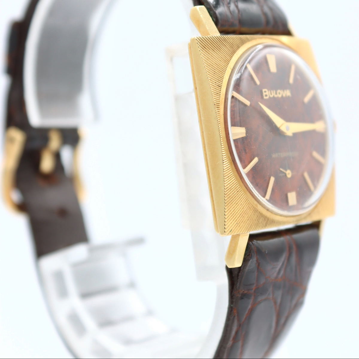 Vintage 26.5mm 1977 Bulova Tortoise Shell Men's Mechanical Wristwatch ...