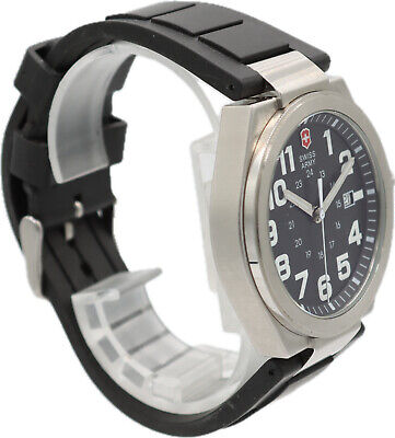42mm Victorinox Swiss Army 241163 Convoy Men's Quartz Wristwatch Steel ...